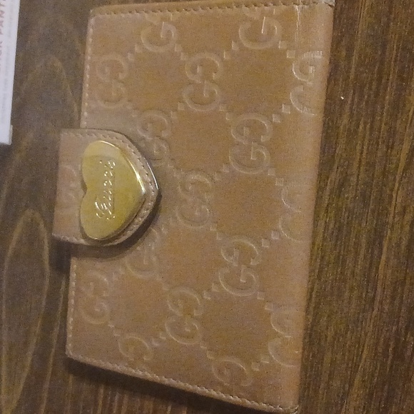 Gucci | Accessories | Gucci Monogram Wallet With Heart Claspgucci Gg ...